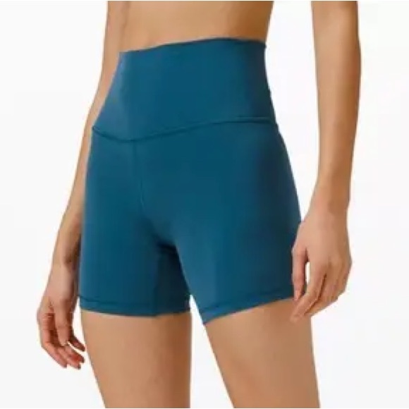 Yogalicious Scuba Zuri Shorts
